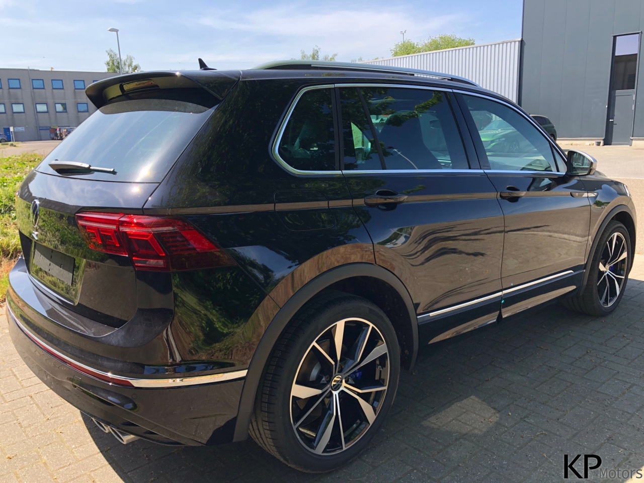 Volkswagen Tiguan R 4Motion 2,0TSI 320PK (2023)